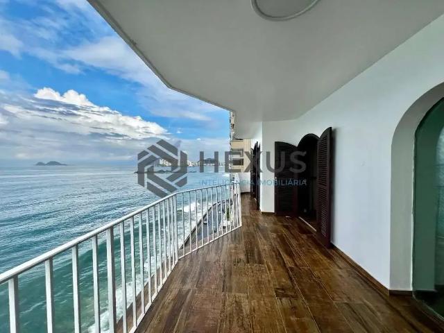 Apartamento para Venda em Guarujá/SP Pitangueiras 4 Quartos
