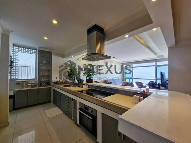 Apartamento para Venda em Guarujá/SP Pitangueiras 4 Quartos