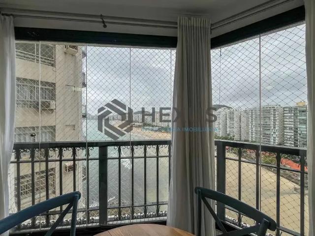 Apartamento para Venda em Guarujá/SP Pitangueiras 4 Quartos