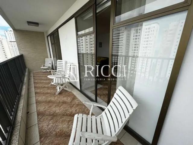 Apartamento para Venda em Guarujá/SP Pitangueiras 4 Quartos