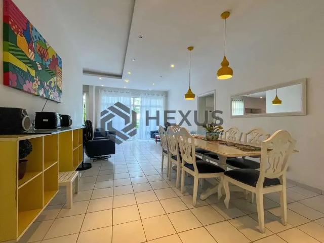 Apartamento para Venda em Guarujá/SP Pitangueiras 4 Quartos