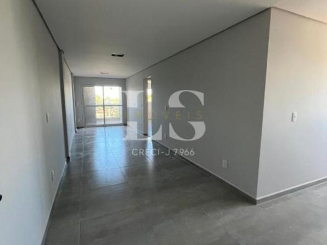 Apartamento para Venda em Guarapuava, Santana, 2 dormitórios, 1 suíte, 2 banheiros, 1 vaga