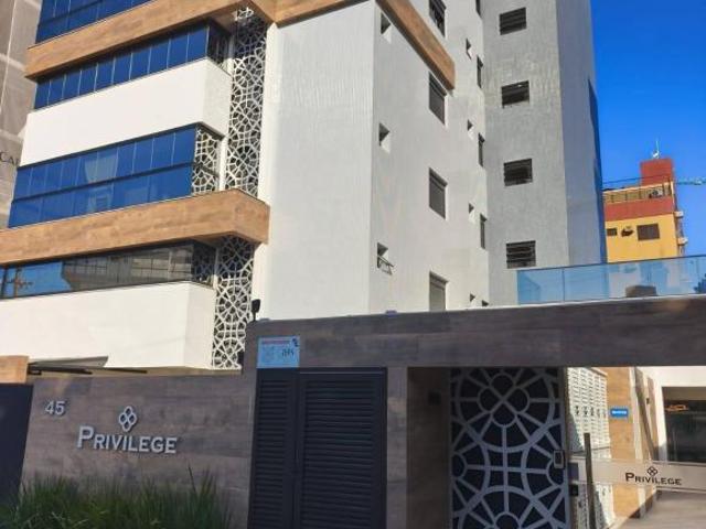 Apartamento para venda em Guaratuba de 160.00m² com 3 Quartos, 3 Suites e 2 Garagens