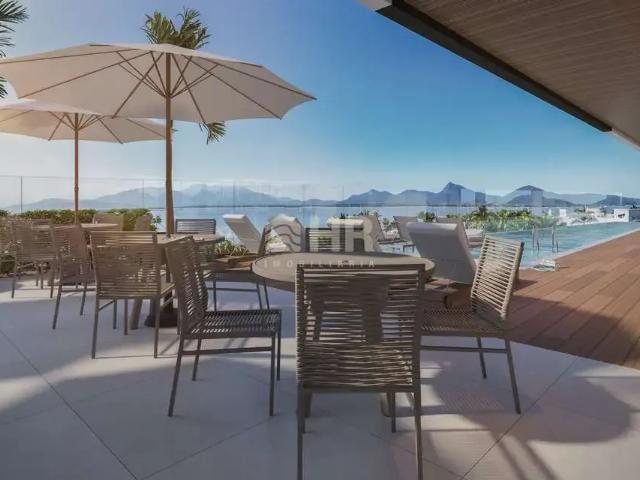 Apartamento para Venda em Guaratuba/PR Centro 3 Quartos
