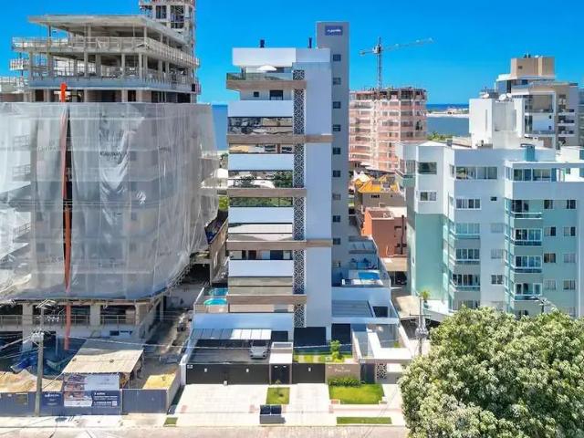 Apartamento para Venda em Guaratuba/PR Centro 3 Quartos