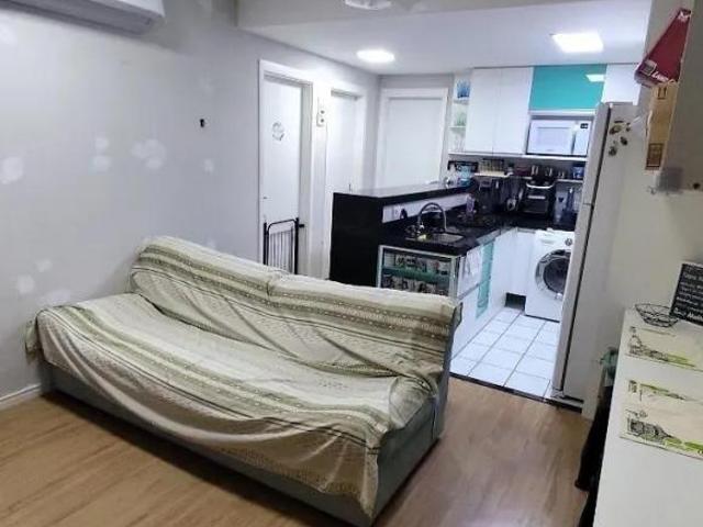 Apartamento para venda em Guaraú de 47.00m² com 2 Quartos e 1 Garagem