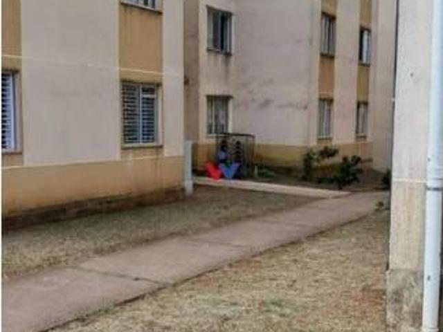 Apartamento para venda em Ganchinho de 46.00m² com 2 Quartos e 2 Garagens
