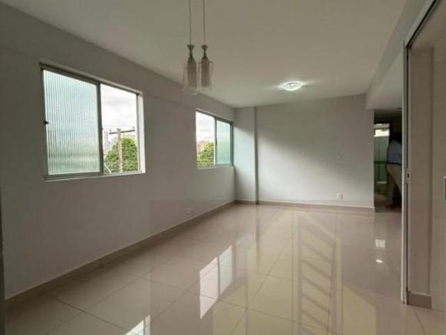 Apartamento para Venda em Goiânia, Setor Aeroporto, 3 dormitórios, 1 suíte, 2 banheiros, 1 vaga