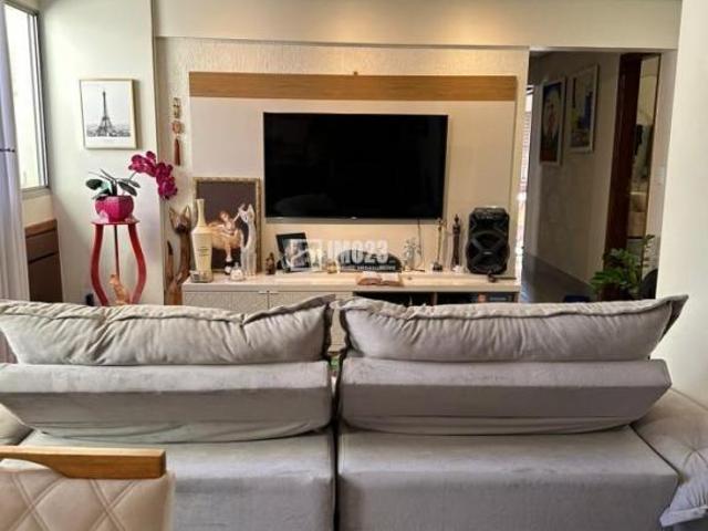 Apartamento para Venda em Goiânia, Setor Oeste, 3 dormitórios, 1 suíte, 1 banheiro, 1 vaga