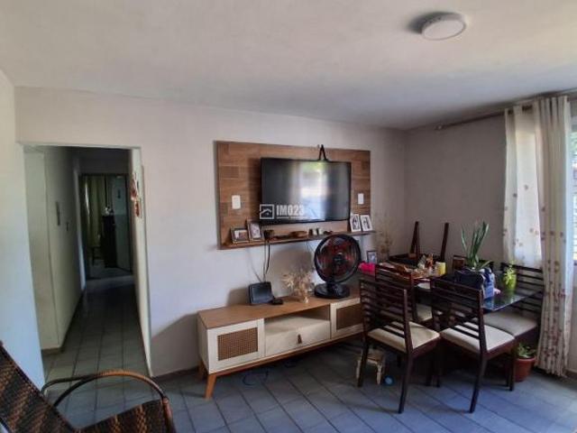 Apartamento para Venda em Goiânia, Setor Sudoeste, 3 dormitórios, 1 banheiro, 2 vagas