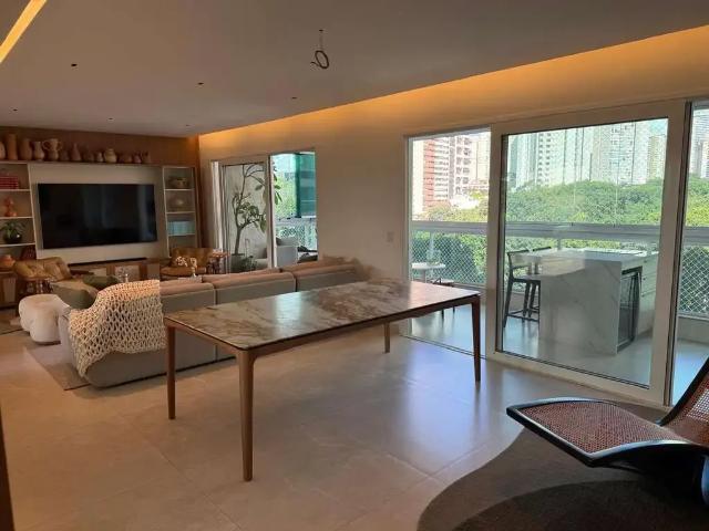 Apartamento para Venda em Goiânia/GO Jardim Goiás 4 Quartos
