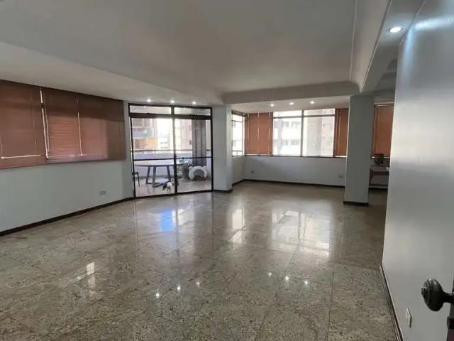 Apartamento para Venda em Goiânia/GO Setor Bueno 4 Quartos
