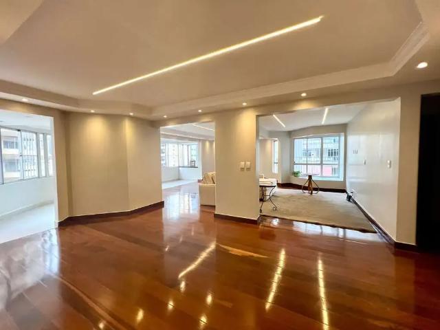 Apartamento para Venda em Goiânia/GO Setor Bueno 4 Quartos