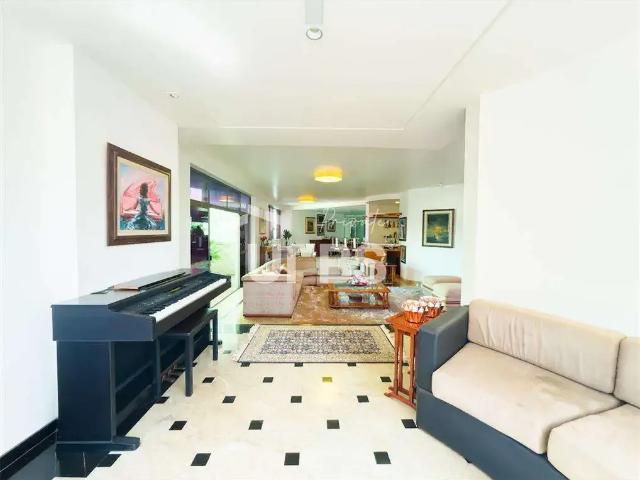 Apartamento para Venda em Goiânia/GO Setor Bueno 6 Quartos