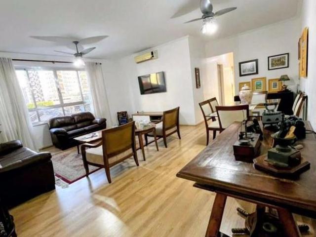 Apartamento para venda em Gonzaga de 141.00m² com 3 Quartos e 1 Garagem