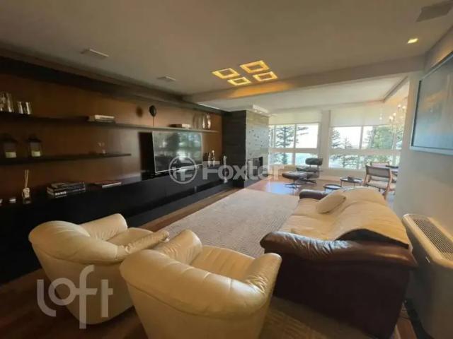 Apartamento para Venda em Gramado/RS Vila Suiça 3 Quartos