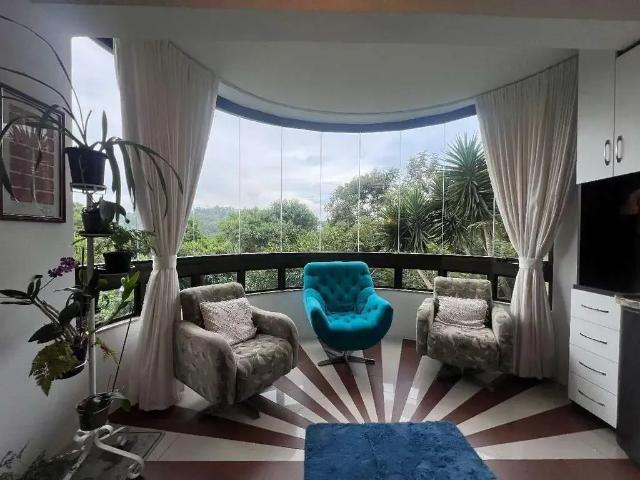 Apartamento para Venda em Gramado/RS Avenida Central 3 Quartos