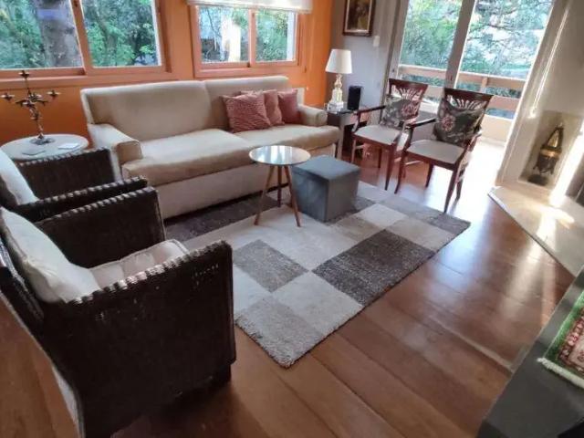 Apartamento para Venda em Gramado/RS Centro 3 Quartos