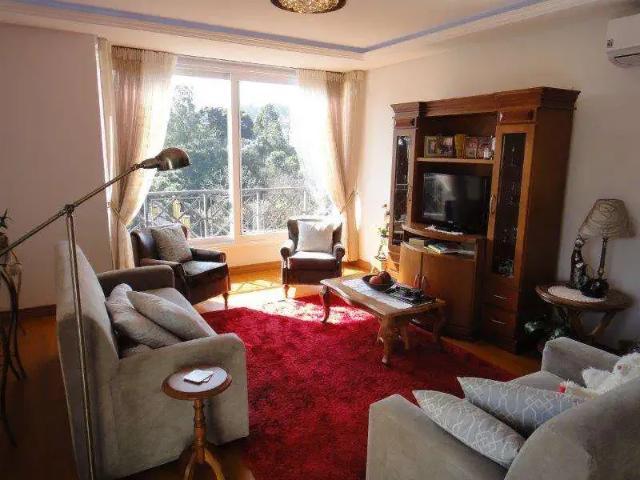 Apartamento para Venda em Gramado/RS Centro 4 Quartos