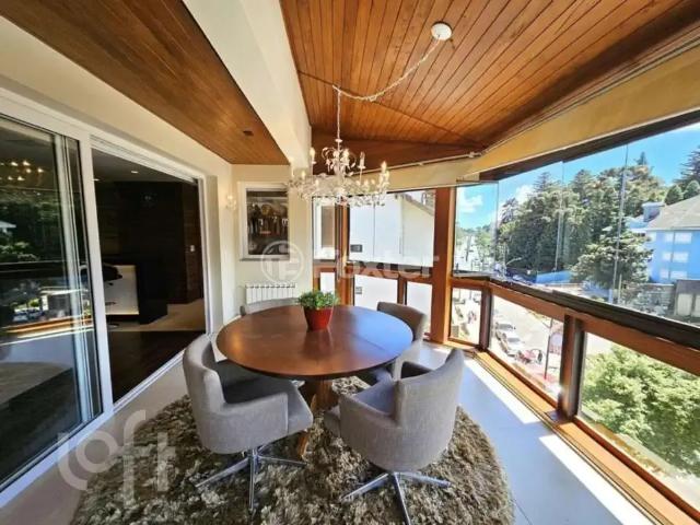 Apartamento para Venda em Gramado/RS Floresta 3 Quartos