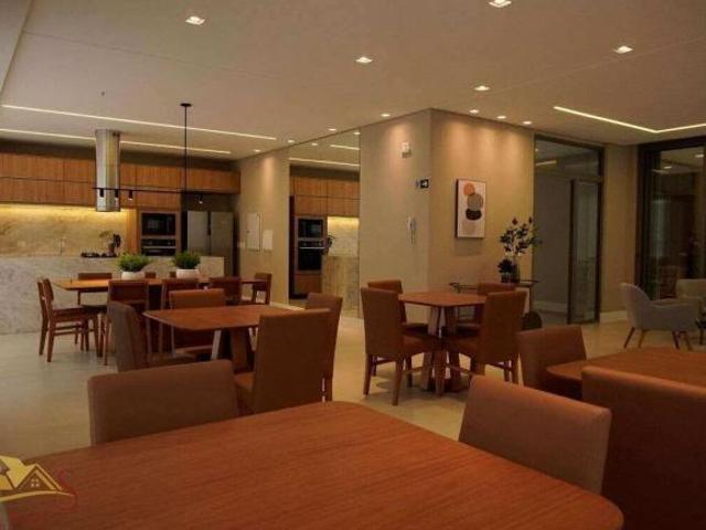 Apartamento para venda em Hugo Lange de 146.00m² com 3 Quartos, 3 Suites e 2 Garagens