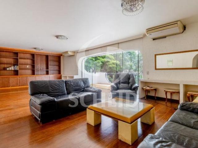 Apartamento para venda em Higienópolis com 4 quartos, sendo 2 suítes, 310m²