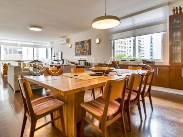 Apartamento para venda em Higienópolis de 270.00m² com 3 Quartos, 3 Suites e 2 Garagens