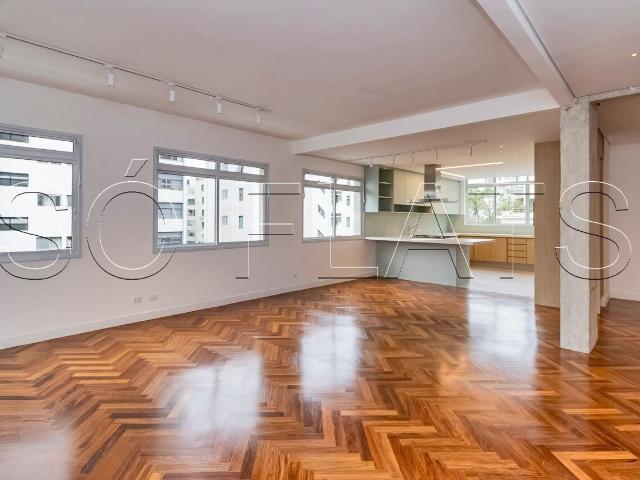Apartamento para venda em Higienópolis em São Paulo São Paulo de 230.00m² com 3 Quartos, 1 Suíte e 2 Garagens