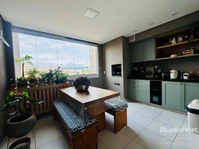 Apartamento para venda em Horto Florestal de 101.00m² com 3 Quartos, 1 Suite e 2 Garagens