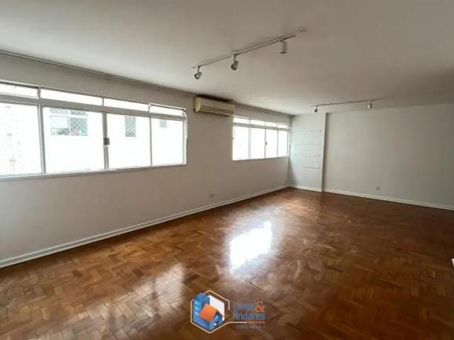 Apartamento para venda em Itaim Bibi com 3 quartos, sendo 1 suíte, 155m²