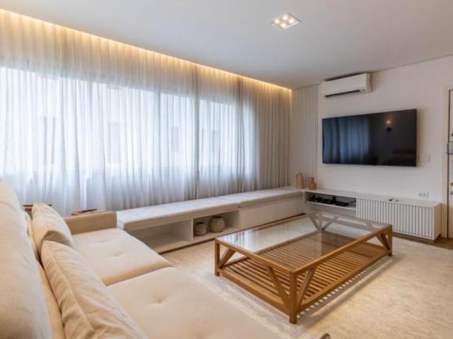 Apartamento para venda em Itaim Bibi com 3 quartos, sendo 3 suítes, 97m²