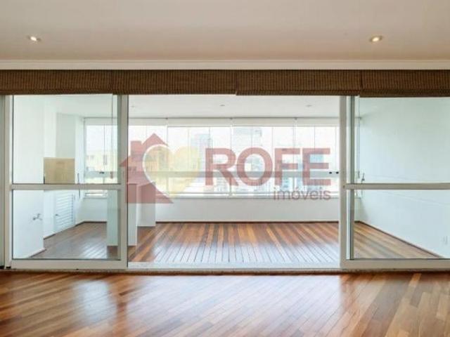 Apartamento para venda em Itaim Bibi com 3 quartos, sendo 3 suítes, 3 vagas 146m² !