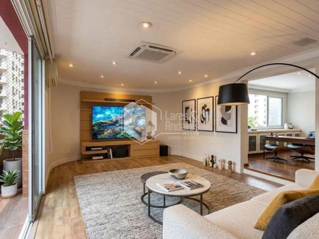 Apartamento para venda em Itaim Bibi com 4 quartos, sendo 1 suíte, 196m²