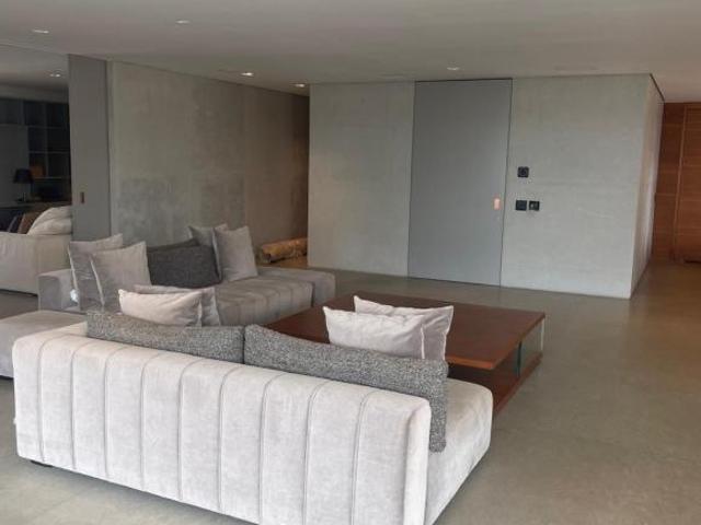 Apartamento para venda em Itaim Bibi de 450.00m² com 3 Quartos, 3 Suites e 6 Garagens