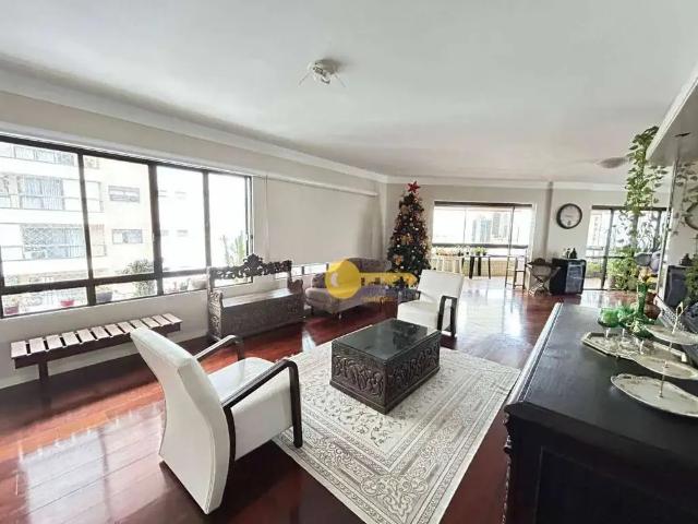 Apartamento para Venda em Itajaí/SC Centro 5 Quartos