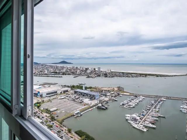 Apartamento para Venda em Itajaí/SC Fazenda 3 Quartos