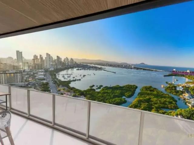 Apartamento para Venda em Itajaí/SC Fazenda 3 Quartos