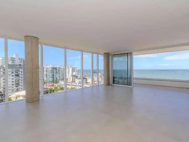 Apartamento para Venda em Itajaí/SC Praia Brava 3 Quartos