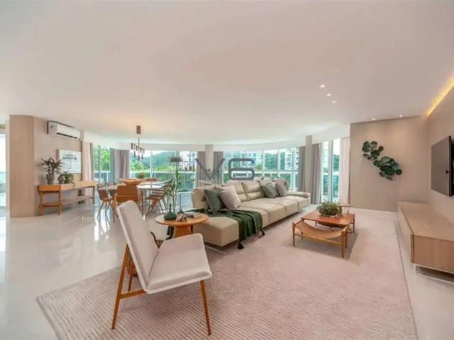 Apartamento para Venda em Itajaí/SC Praia Brava 5 Quartos