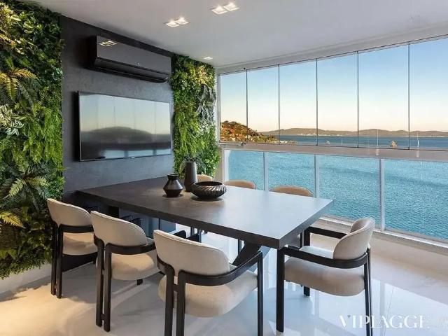 Apartamento para Venda em Itapema/SC Canto da Praia 4 Quartos