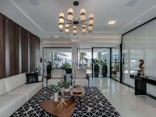 Apartamento para Venda em Itapema/SC Canto da Praia 4 Quartos
