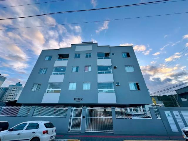 Apartamento para Venda em Itapema/SC Casa Branca 2 Quartos