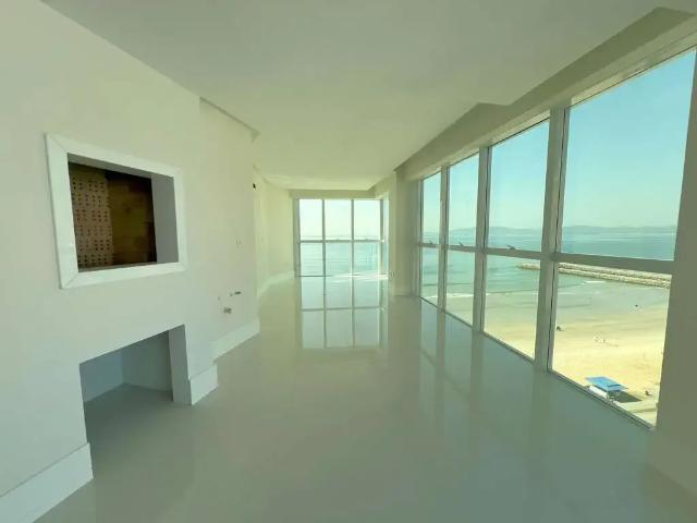 Apartamento para Venda em Itapema/SC Centro 4 Quartos
