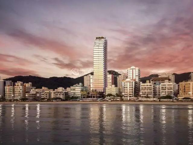 Apartamento para Venda em Itapema/SC Centro 4 Quartos