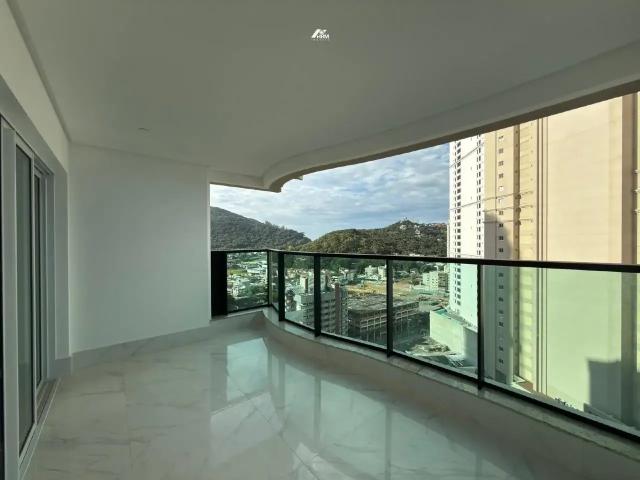 Apartamento para Venda em Itapema/SC Centro 4 Quartos