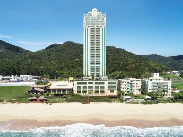 Apartamento para Venda em Itapema/SC Ilhota 4 Quartos