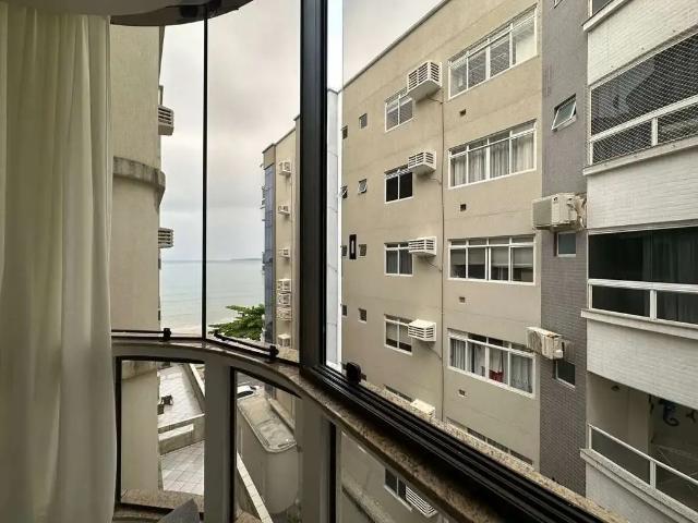 Apartamento para Venda em Itapema/SC Meia Praia 2 Quartos