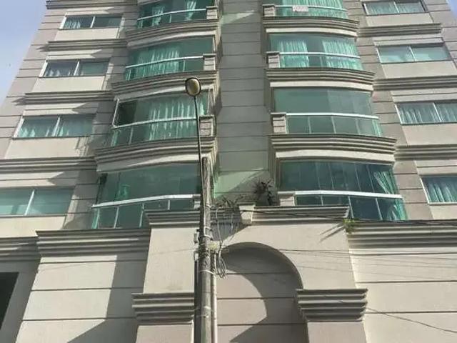 Apartamento para Venda em Itapema/SC Meia Praia 2 Quartos