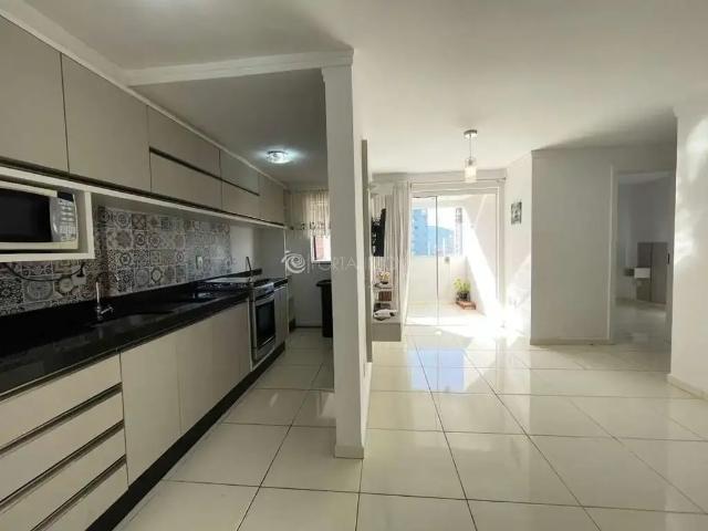 Apartamento para Venda em Itapema/SC Meia Praia 2 Quartos