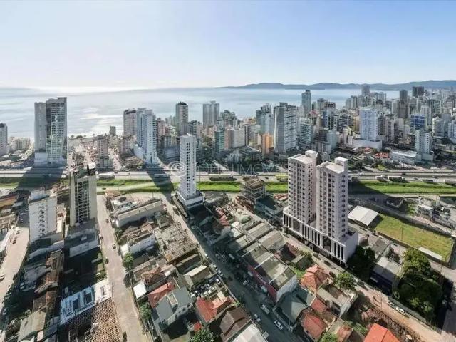 Apartamento para Venda em Itapema/SC Meia Praia 2 Quartos